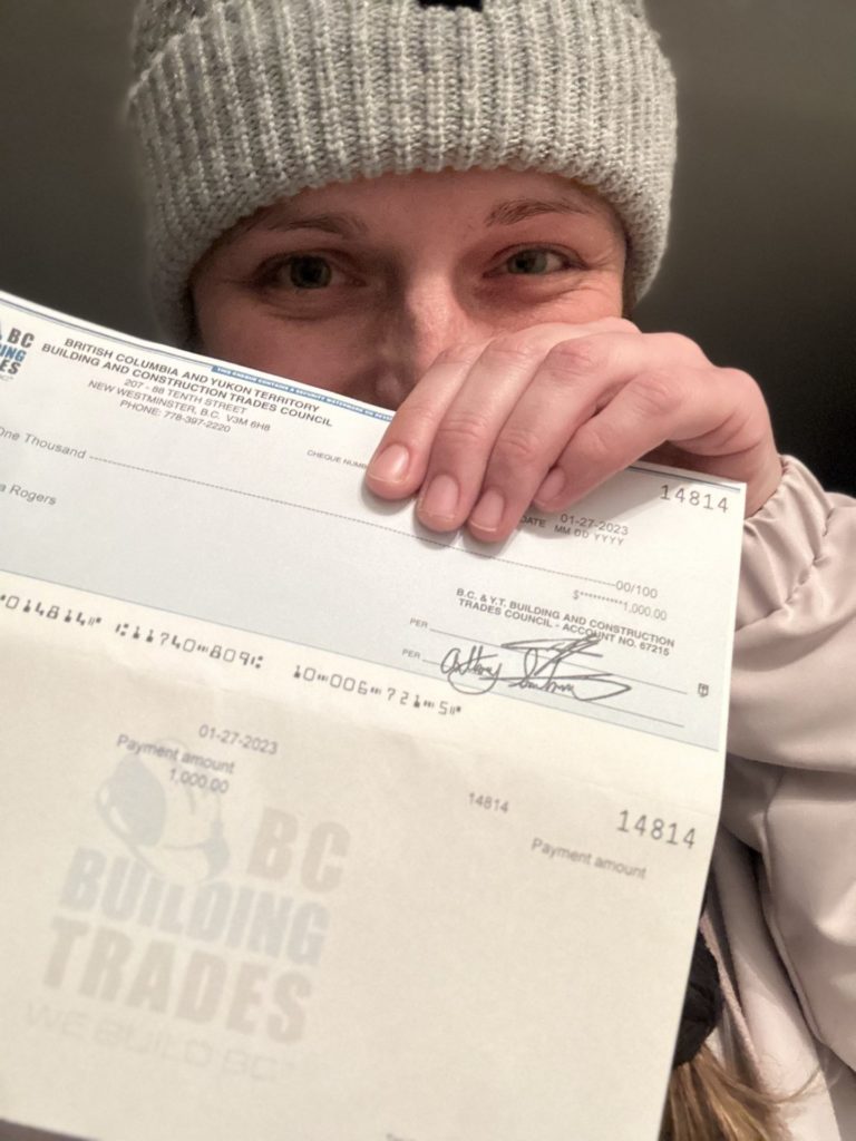 IBEW LU 993 Apprentice Alyssa Rogers Received the $1000 Dollar Bursary ...